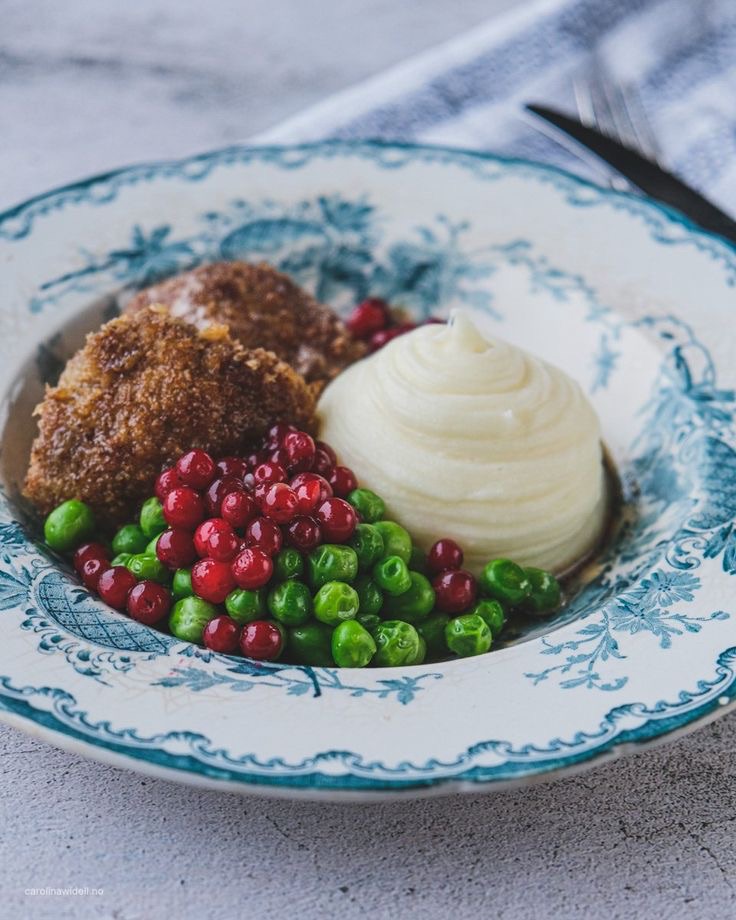 Wallenbergare: A Classic Swedish recipe – The Swedish food blog